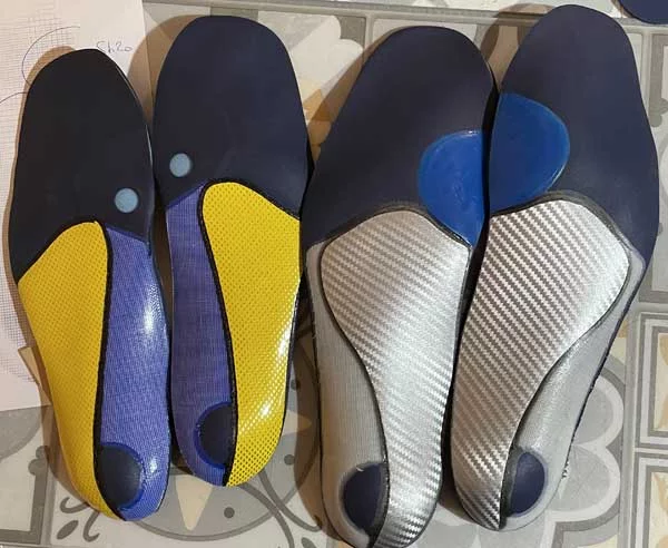 Cutting of orthopedic insoles with a die - podiatry press